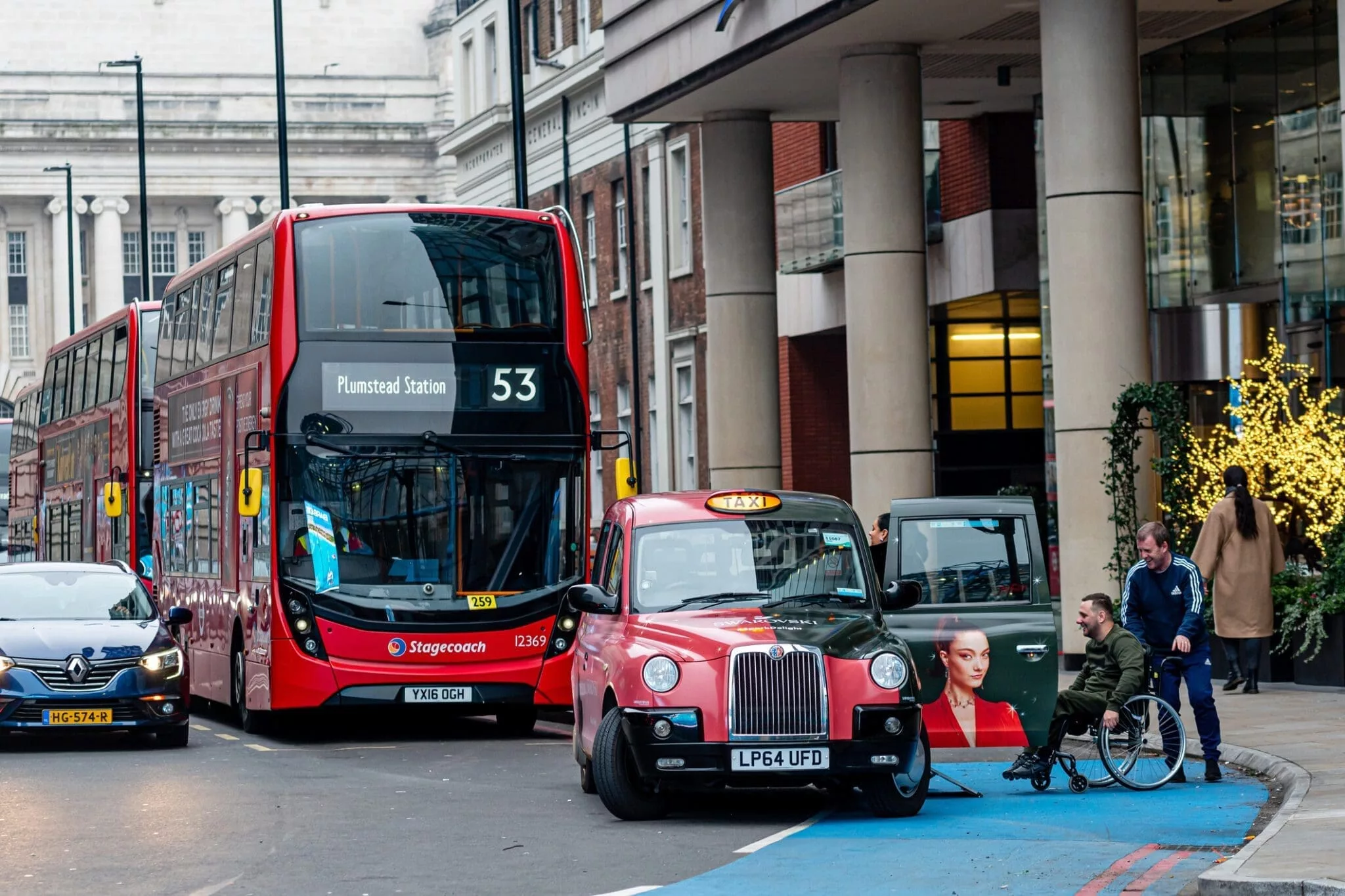 National taxi standards could help to protect vulnerable passengers